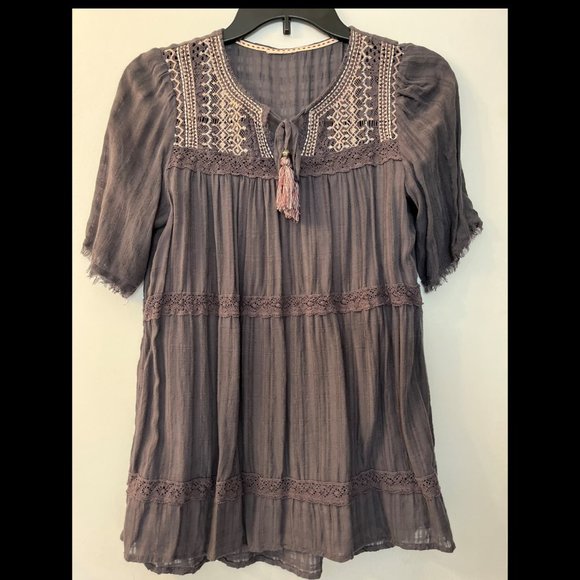 Knox Rose | Tops | Knox Rose Peasant Top Gray With Pink | Poshmark